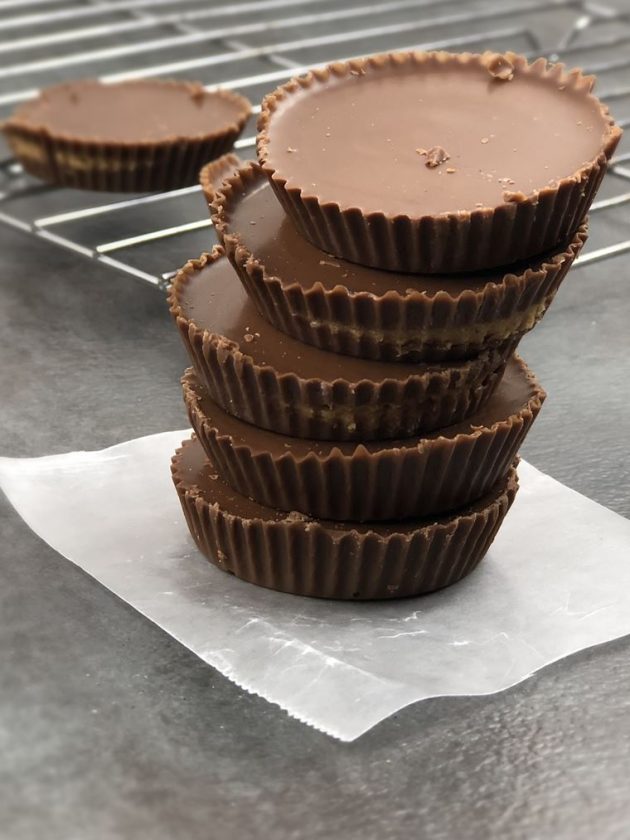 Low Carb Reese's Cups Recipe ⋆ by Pink