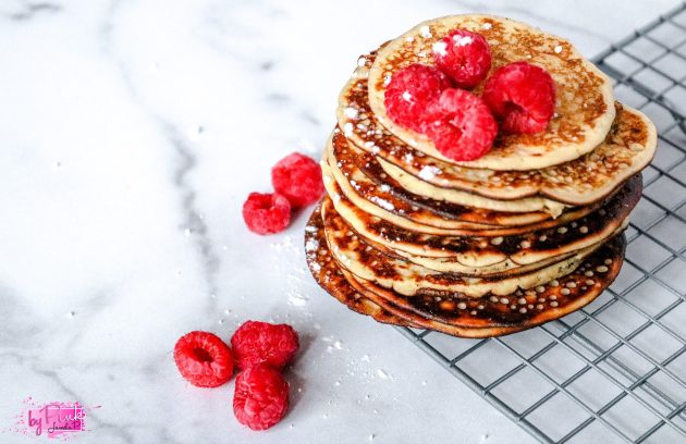 Keto Pancakes Recipe Made With Almond Flour ⋆